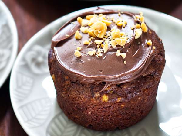 Pähkinä-suklaamuffinit | Leivonnaiset | Yhteishyvä