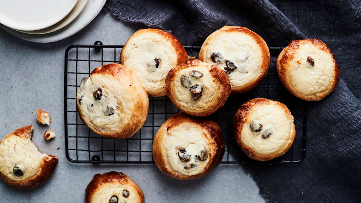 Sitruunaiset rahkapullat | Leivonnaiset | Yhteishyvä