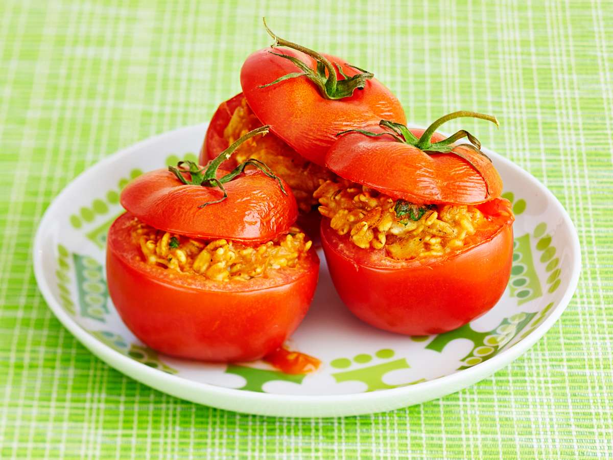 Ohratäytteiset tomaatit | Yhteishyvä