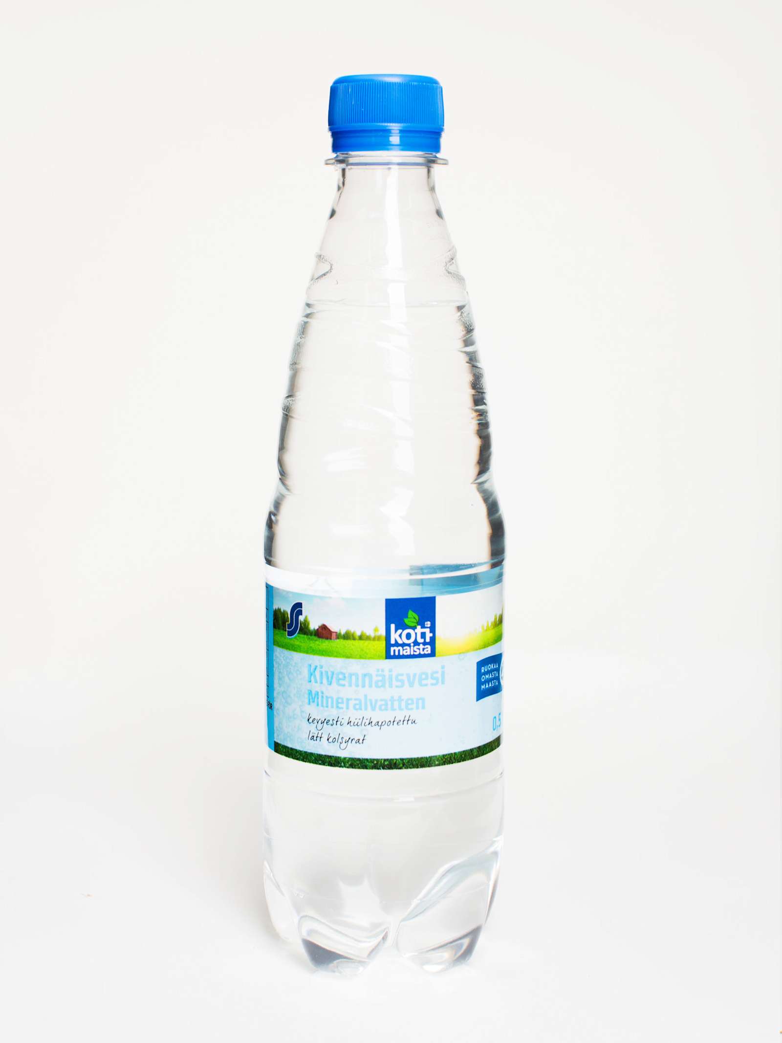 Olika typer av buteljerat vatten i jämförelse | Yhteishyvä