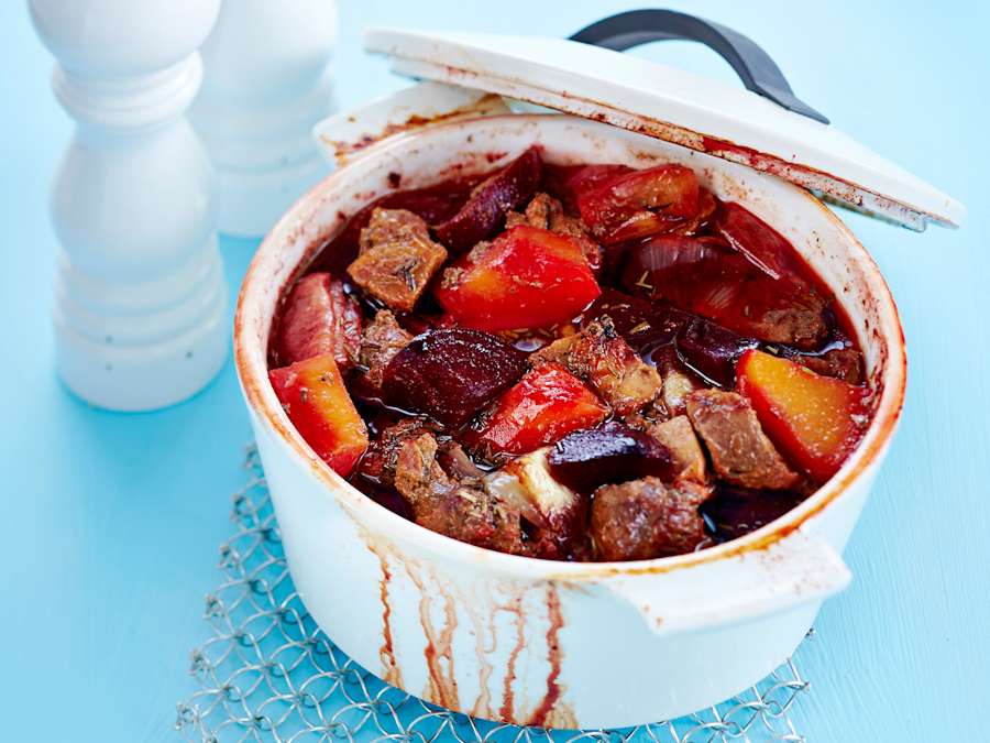 Punajuuri-lihapata | Pataruoat | Yhteishyvä