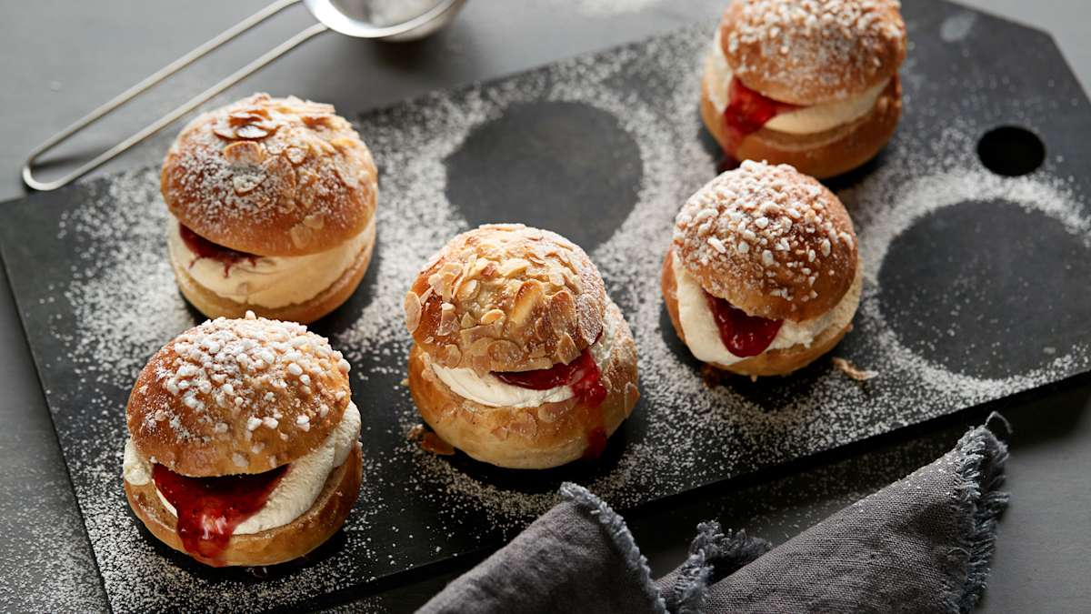 Laskiaispulla | Makeat leivonnaiset | Yhteishyvä