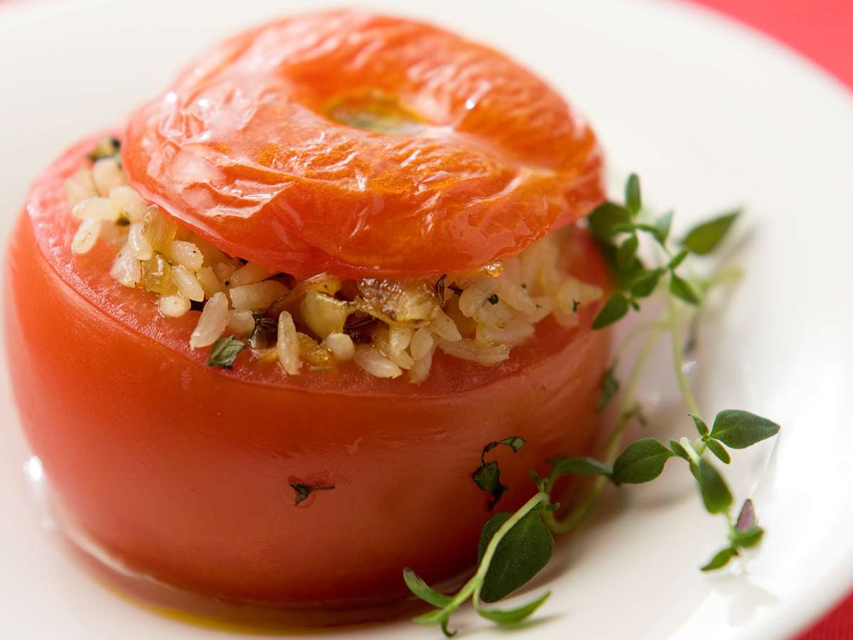 Täytetyt tomaatit | Yhteishyvä