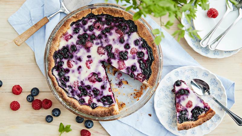 Mahtava marjapiirakka jokaiseen makuun – leivo kahvipöydän klassikko ...