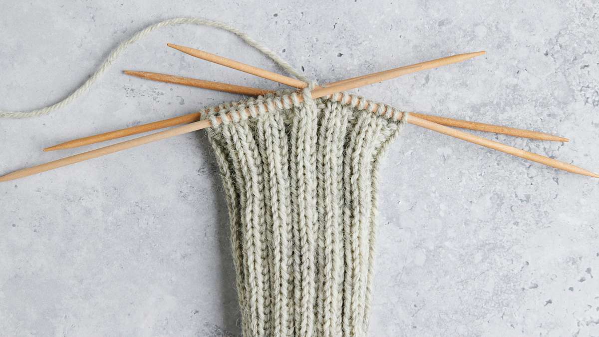 Neulotut lapaset – kolme perusohjetta | Yhteishyvä