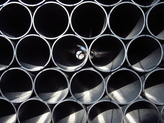 HDPE Pipe: Heavy Civil Construction and Oil & Gas Applications | Eiffel ...