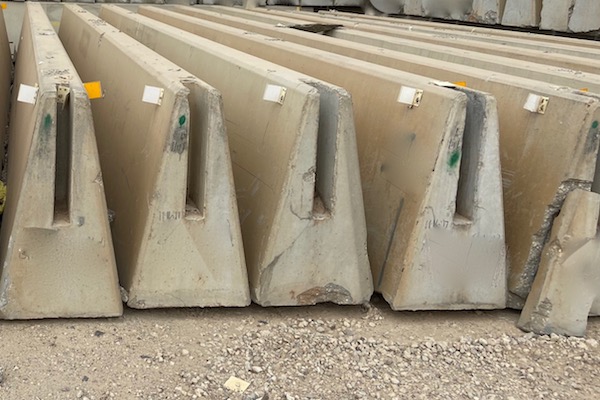 What are Texas Single Slope Concrete Barrier (Precast) X-Bolt ...