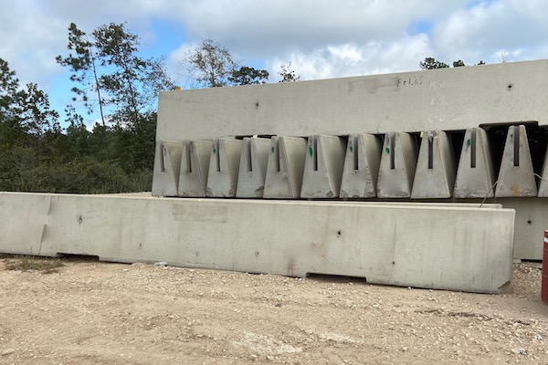 What are Texas Single Slope Concrete Barrier (Type 1) Specifications? | Eiffel Trading