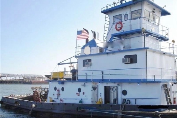 What are the Differences Between Inland and Ocean Push Boats? | Eiffel ...