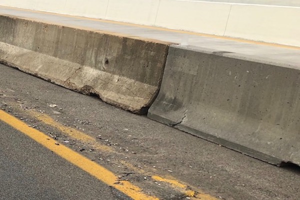 What are Maryland Precast Temporary 32 Inch F-Shape Concrete Barrier ...