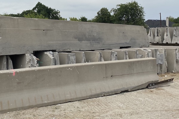 What to Consider When Selling Single Slope Barrier Walls | Eiffel Trading