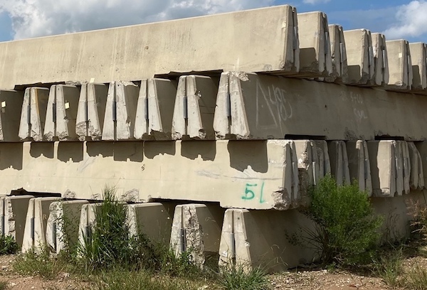 How to Buy and Sell Single Slope Barrier Walls with Eiffel Trading | Eiffel Trading