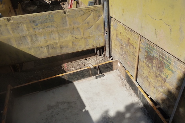 What are the Safety Benefits of Slide Rail Shoring? | Eiffel Trading