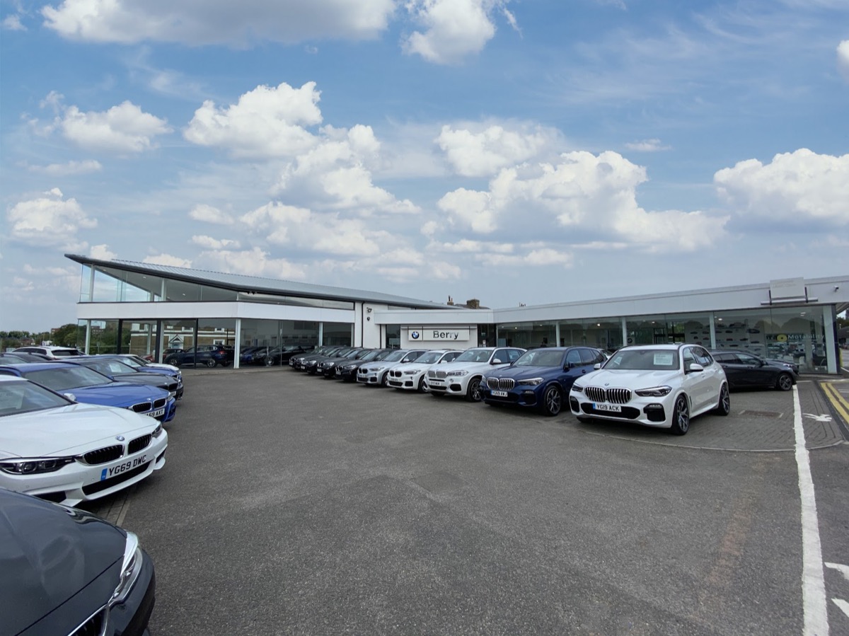 About Your Local BMW Retailer | Berry Thames Ditton