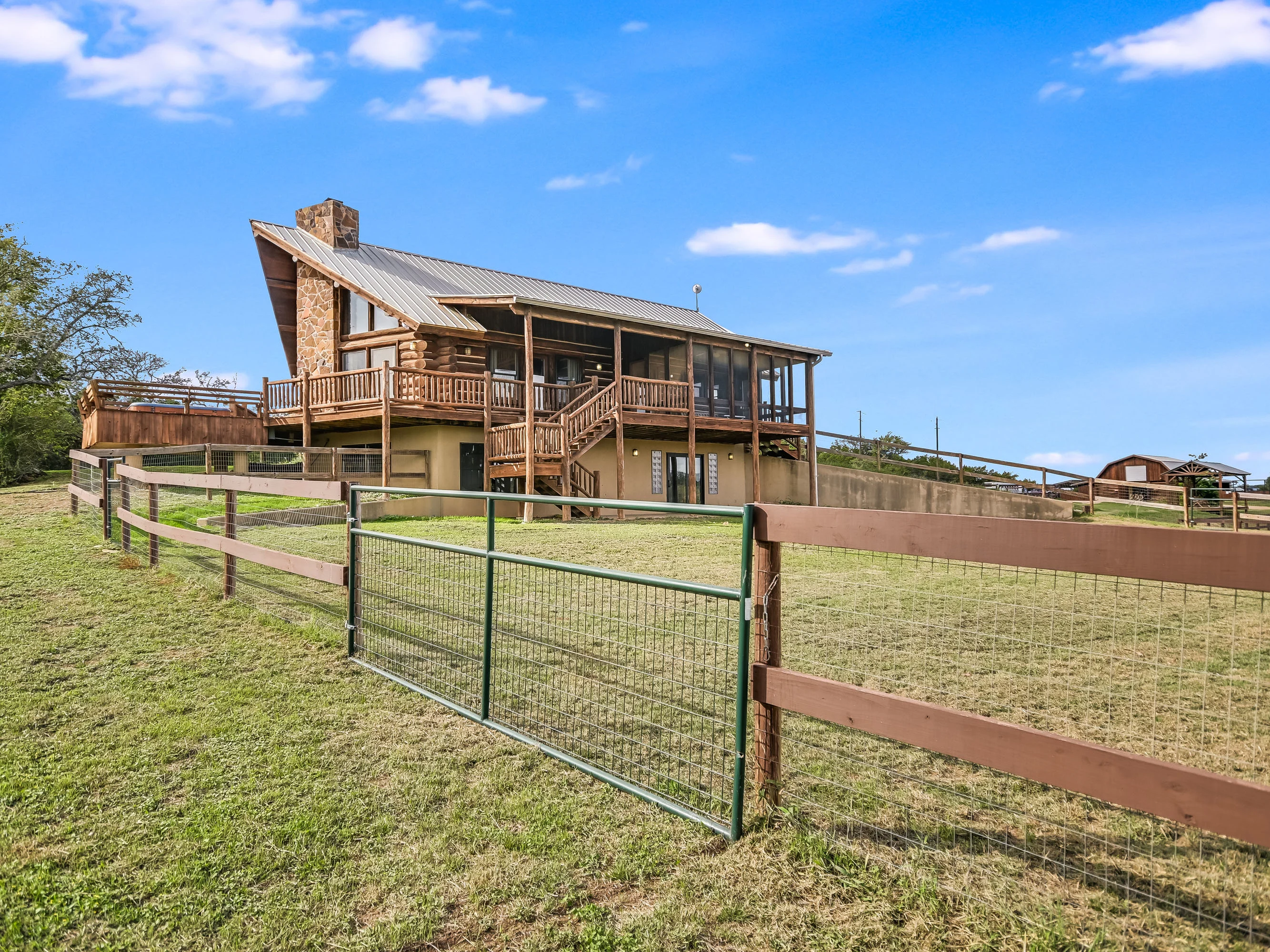 1910 Prochnow Road, Dripping Springs, Near Austin, Texas 78620 ...