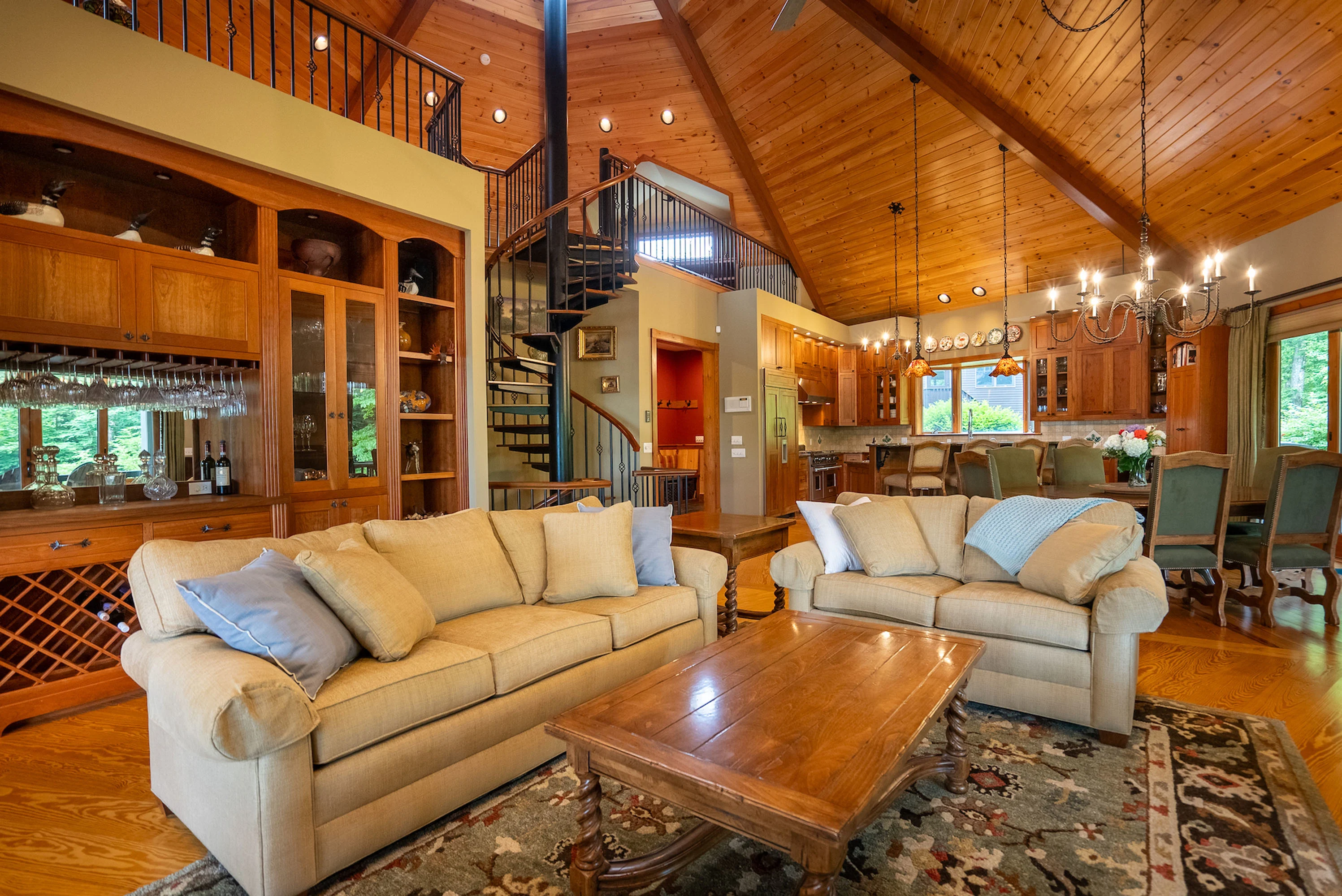 404 Patnoe Farm Drive, Hyde Park, Near Stowe, Vermont 05655 | Concierge ...