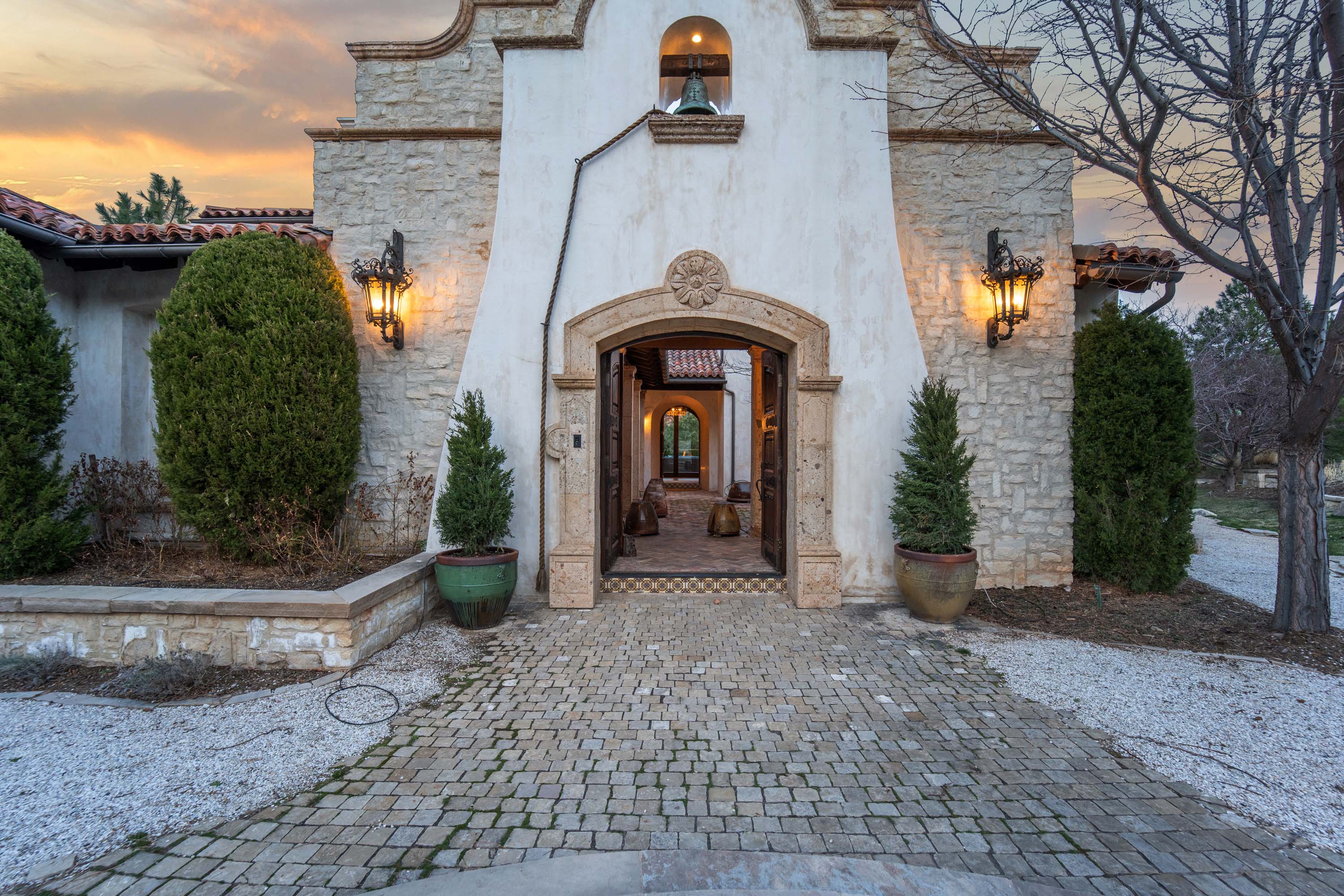 7944 Dante Drive, Littleton, Colorado 80125 | Concierge Auctions