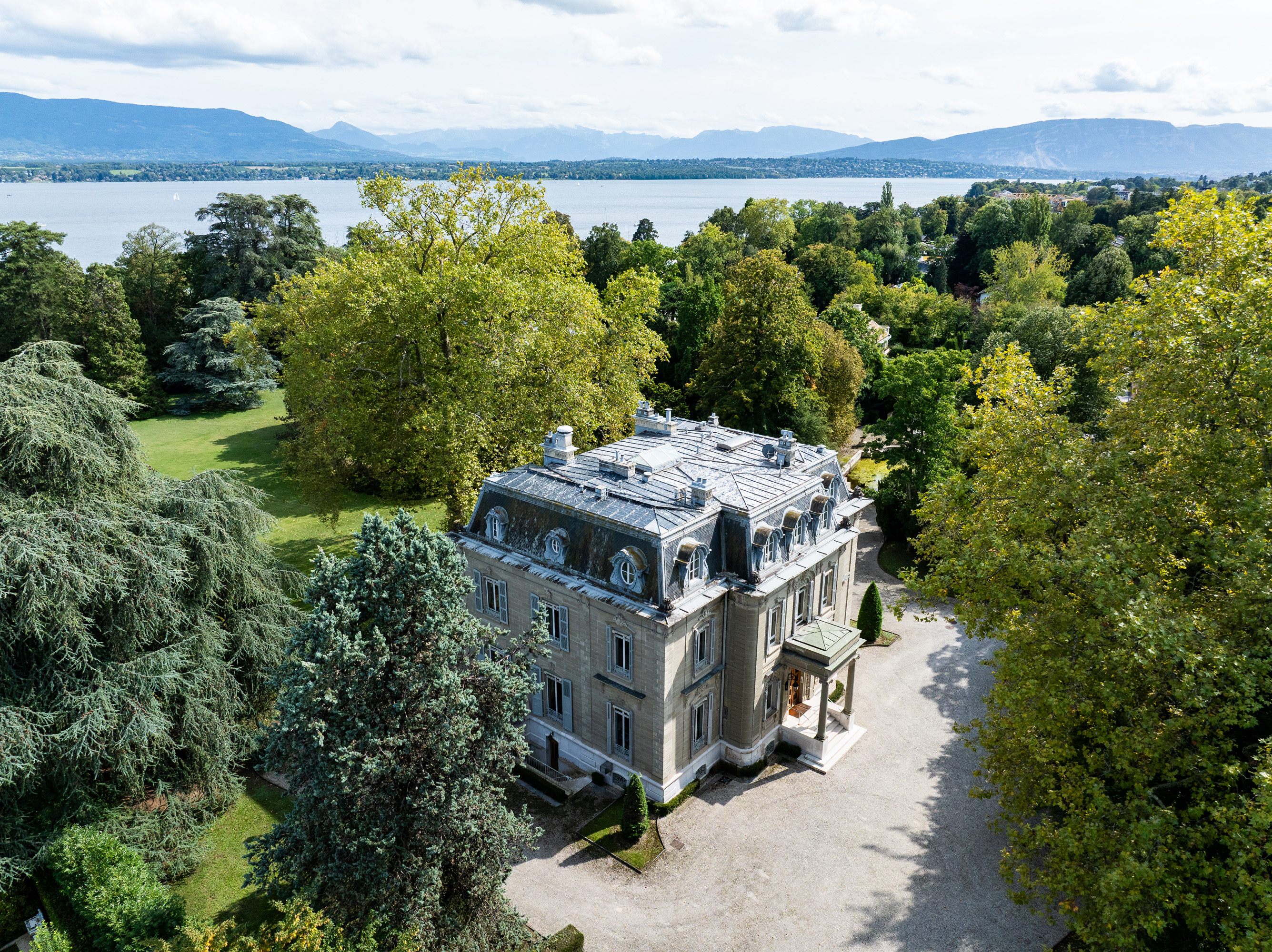 Famed Swiss Mansion, Site of the 1985 Geneva Summit, Heads to Auction ...