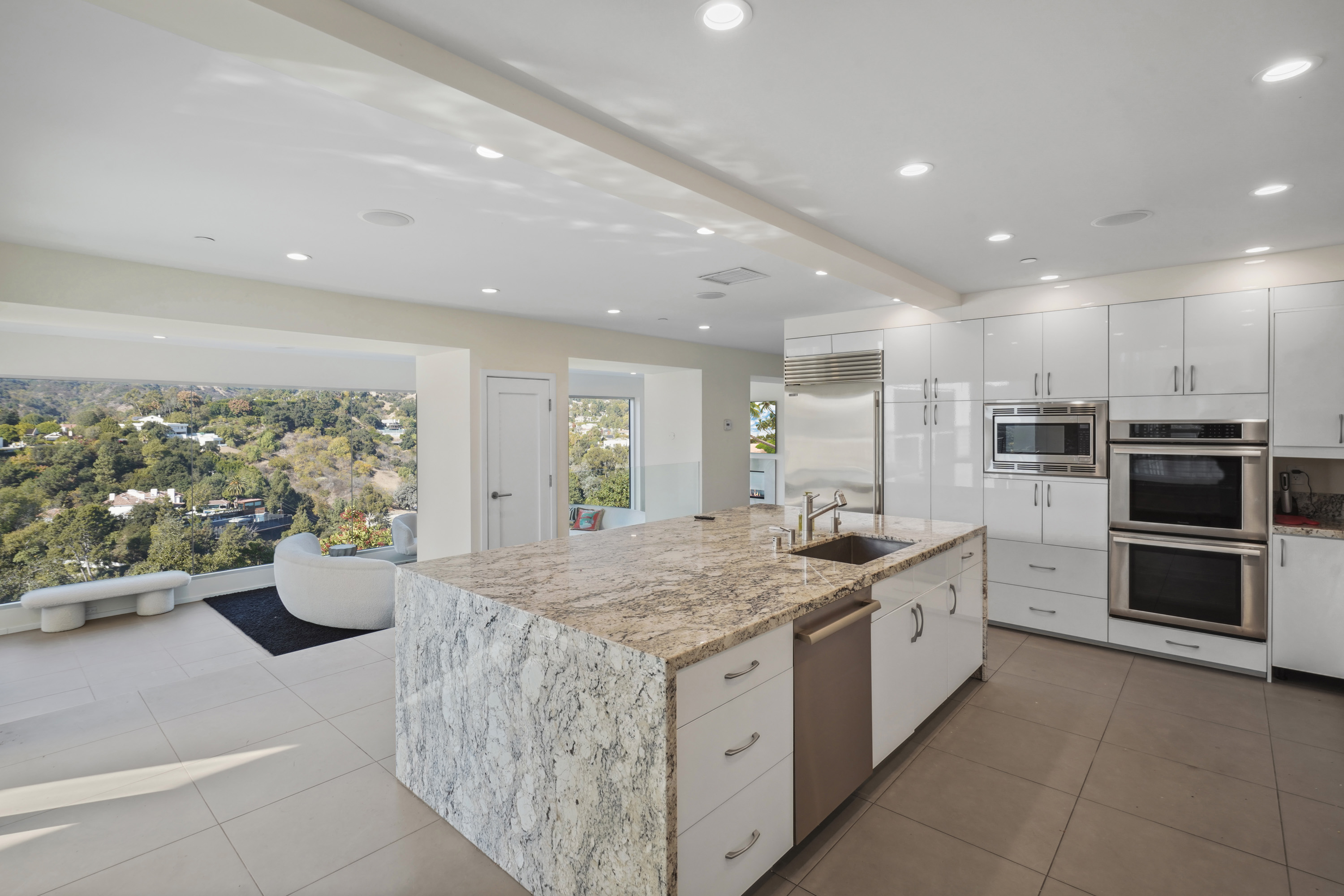 9716 Oak Pass Road, Beverly Hills, California 90210 | Concierge Auctions