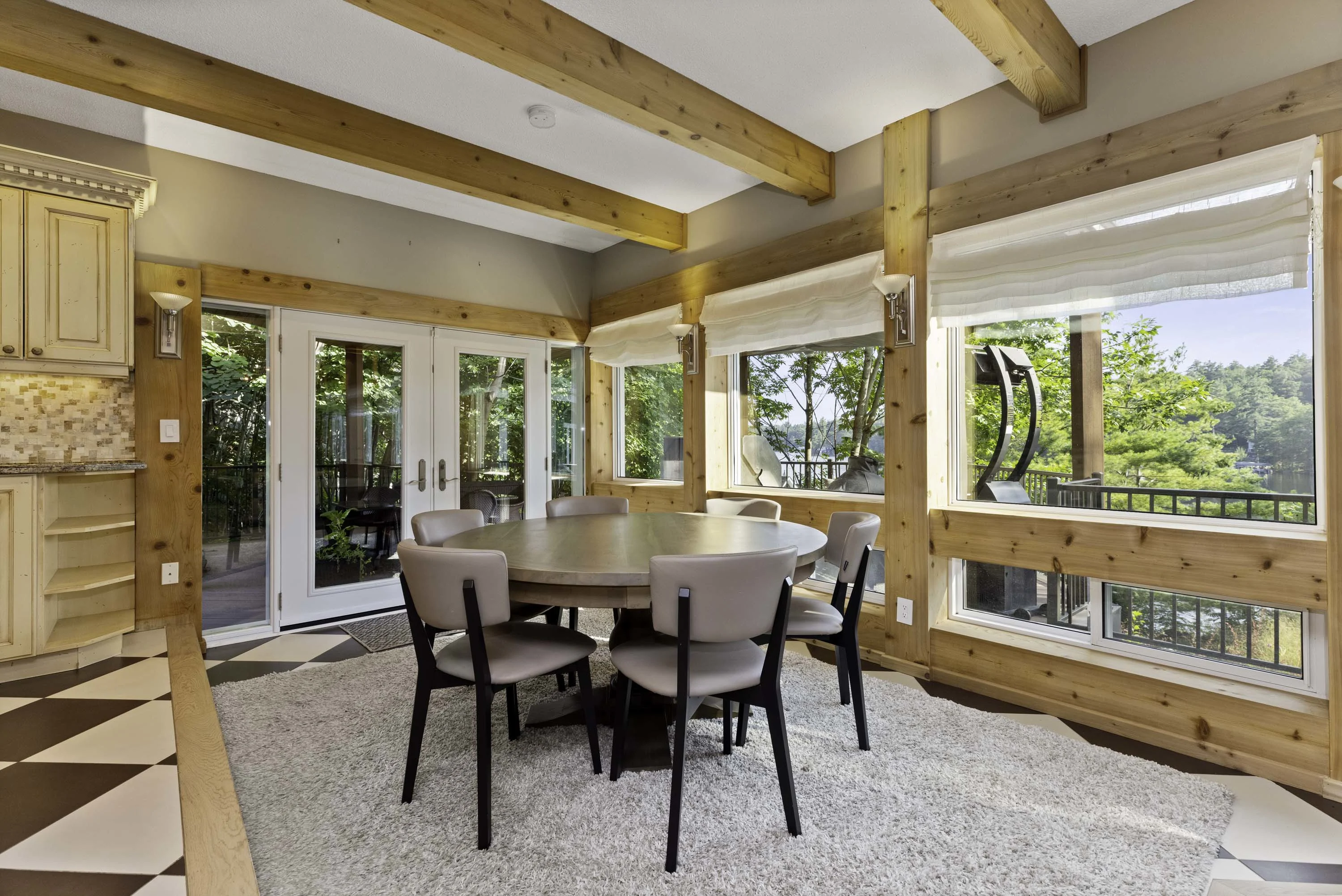 1080 Whitehead Road, Lake Muskoka, Gravenhurst, Ontario P1P 1V1, Canada ...
