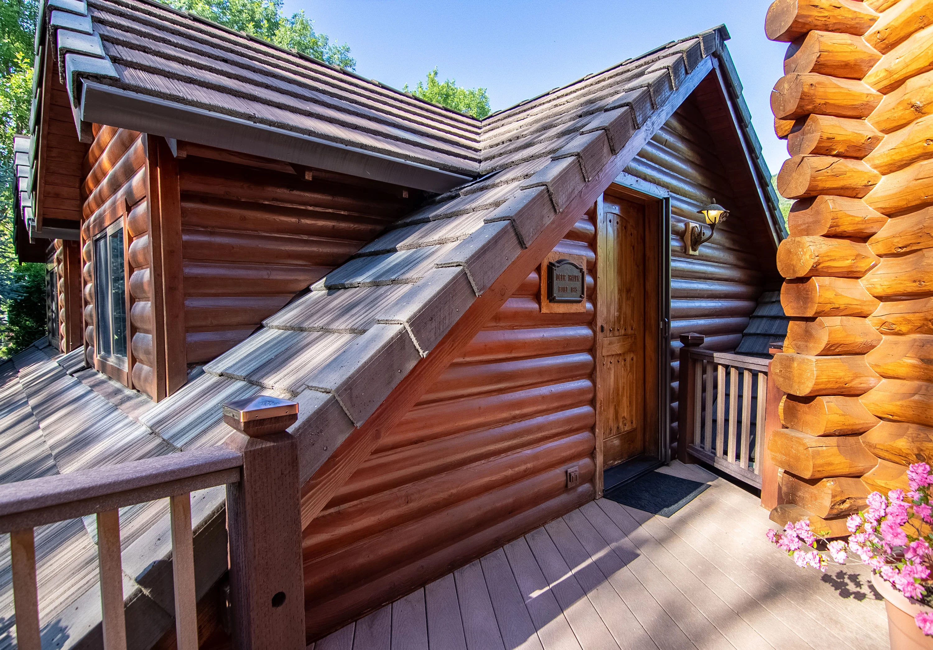 369 Rene Drive, Shady Cove, Oregon 97539 | Concierge Auctions