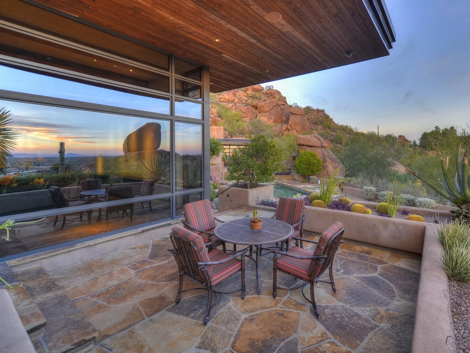 35237 North Ridgeway Dr, Carefree, Arizona 85377 | Concierge Auctions