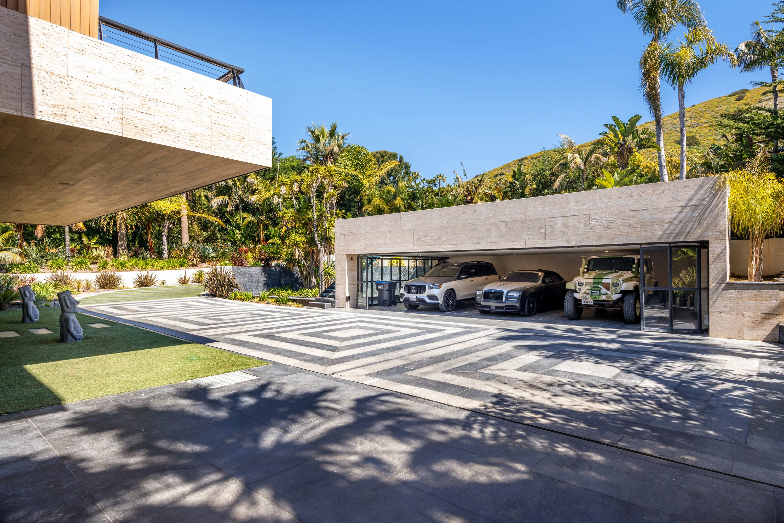 11870 Ellice Street, Malibu, California 90265 | Concierge Auctions