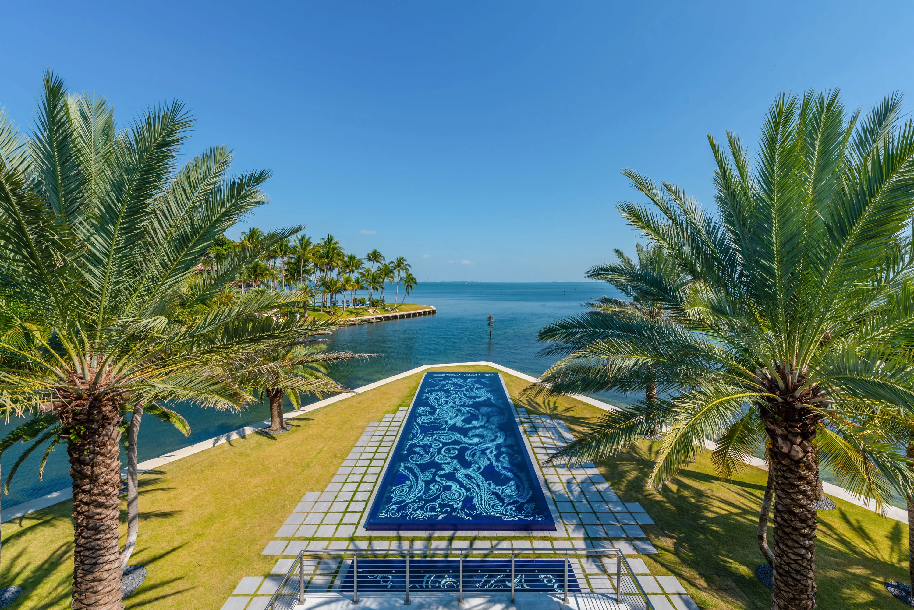 41 Arvida Parkway, Miami, Florida 33156 | Concierge Auctions