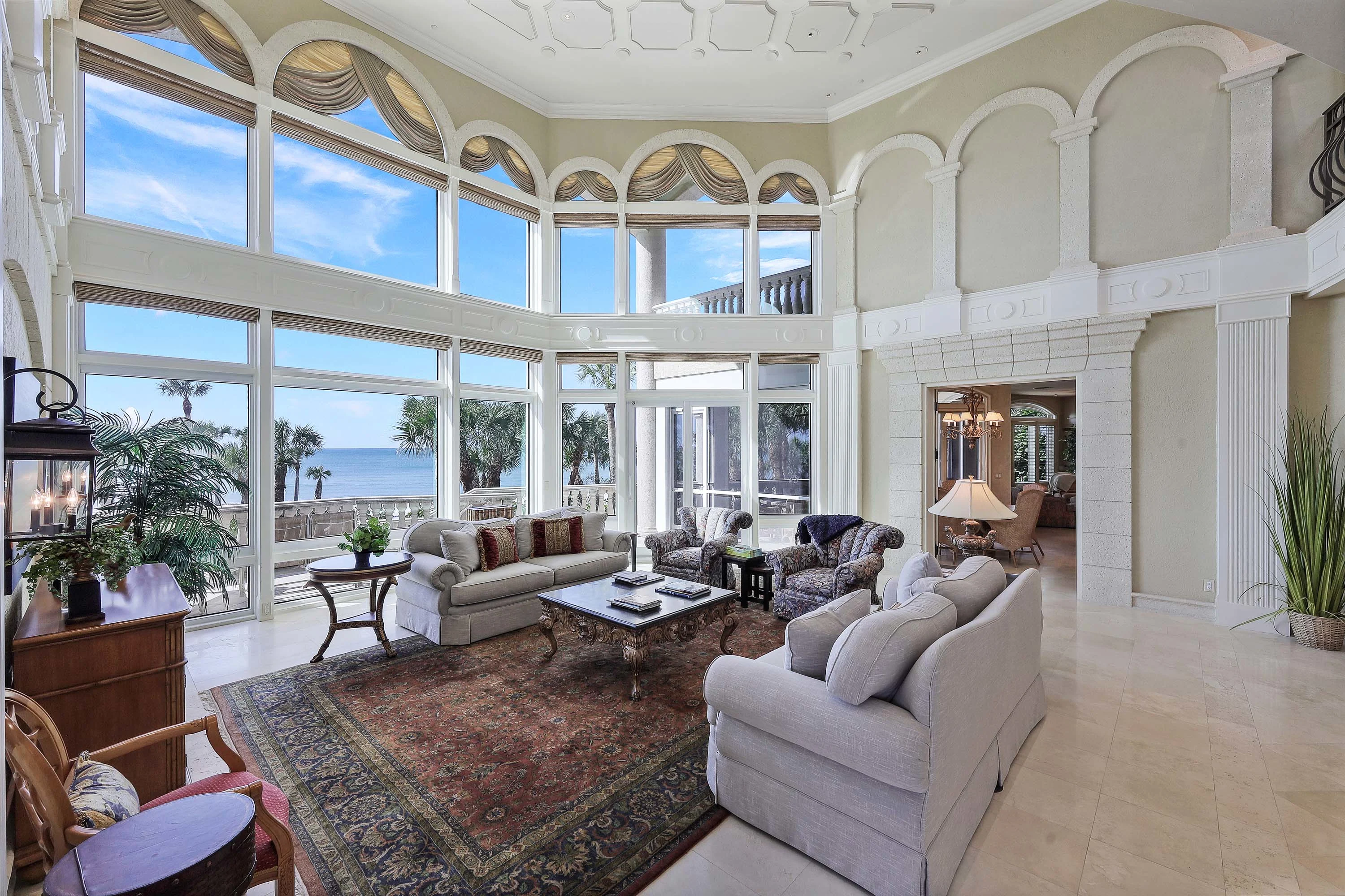 7425 Bay Colony Drive, Naples, Florida 34108 | Concierge Auctions