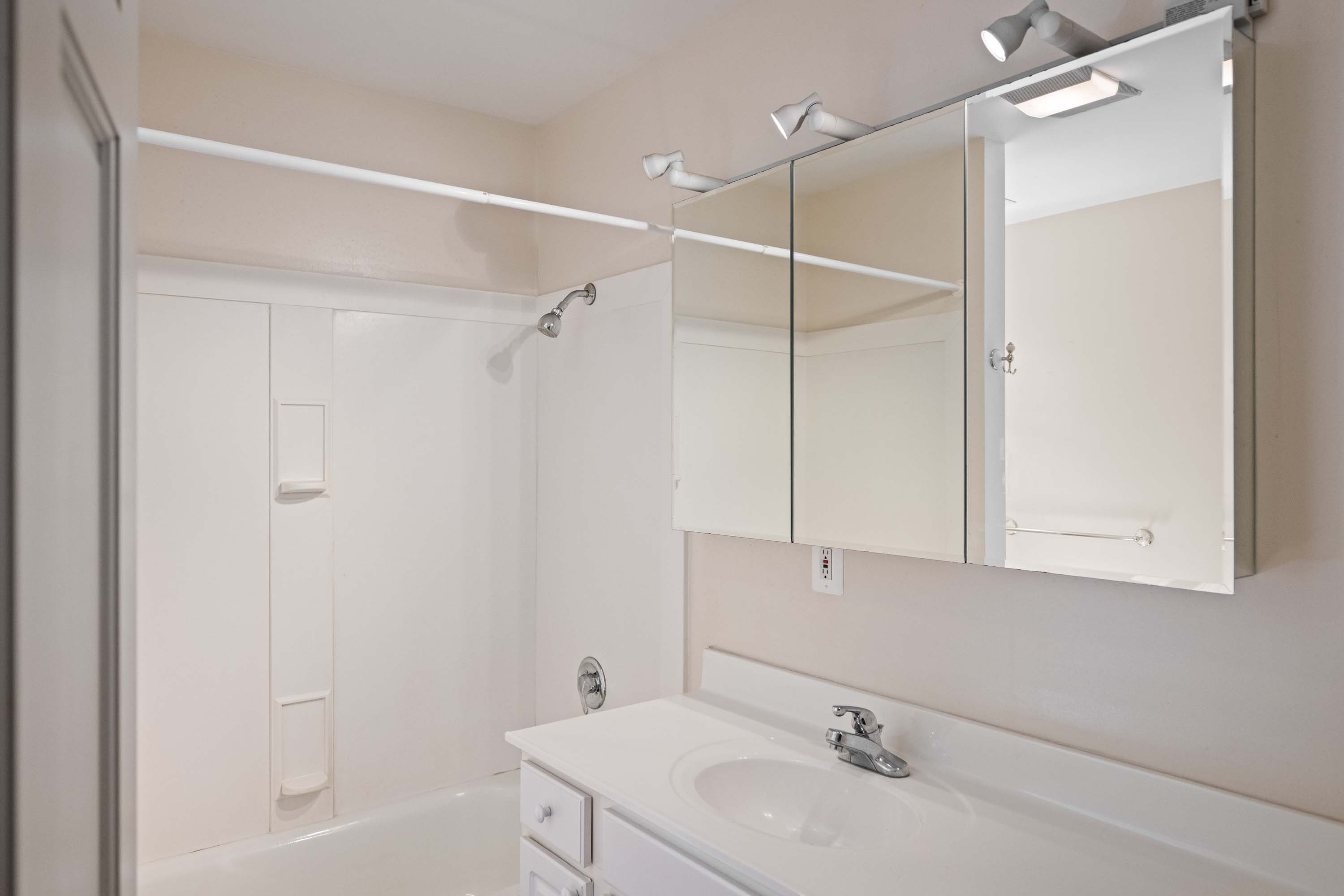 1002 Saint Helena Island Road, Crownsville, Maryland 21032 | Concierge Auctions