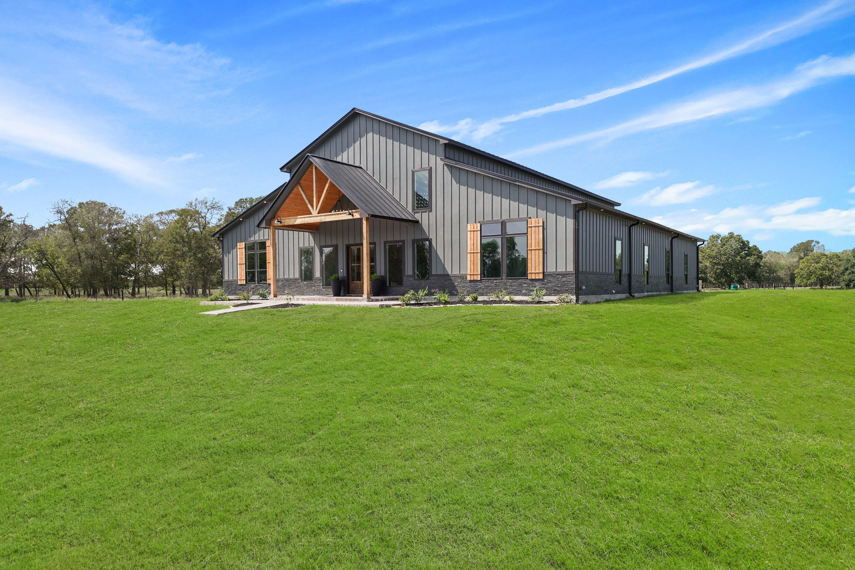 18760 Fm 442 Road, Needville, TX | Concierge Auctions