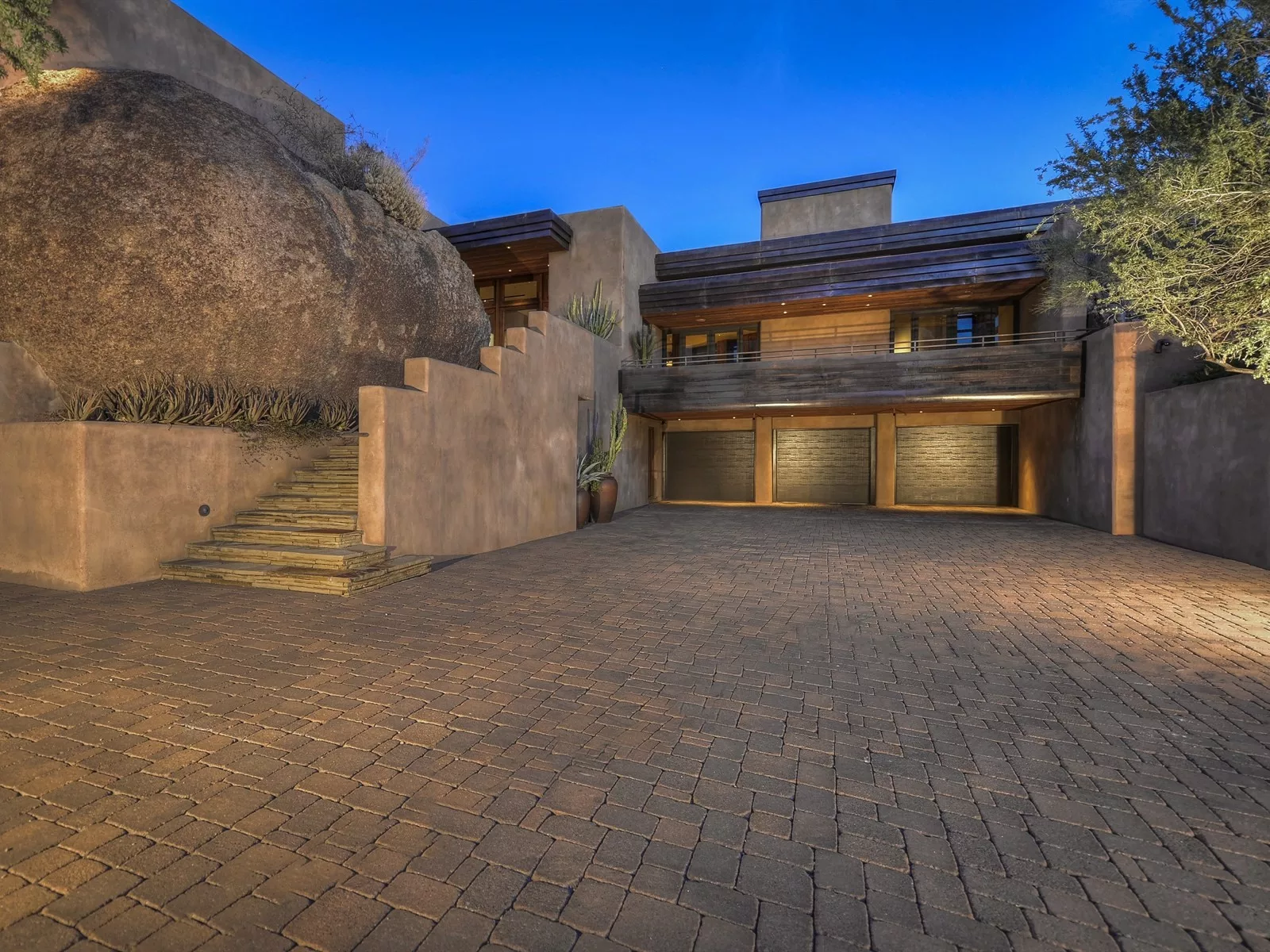 35237 North Ridgeway Dr, Carefree, Arizona 85377 | Concierge Auctions