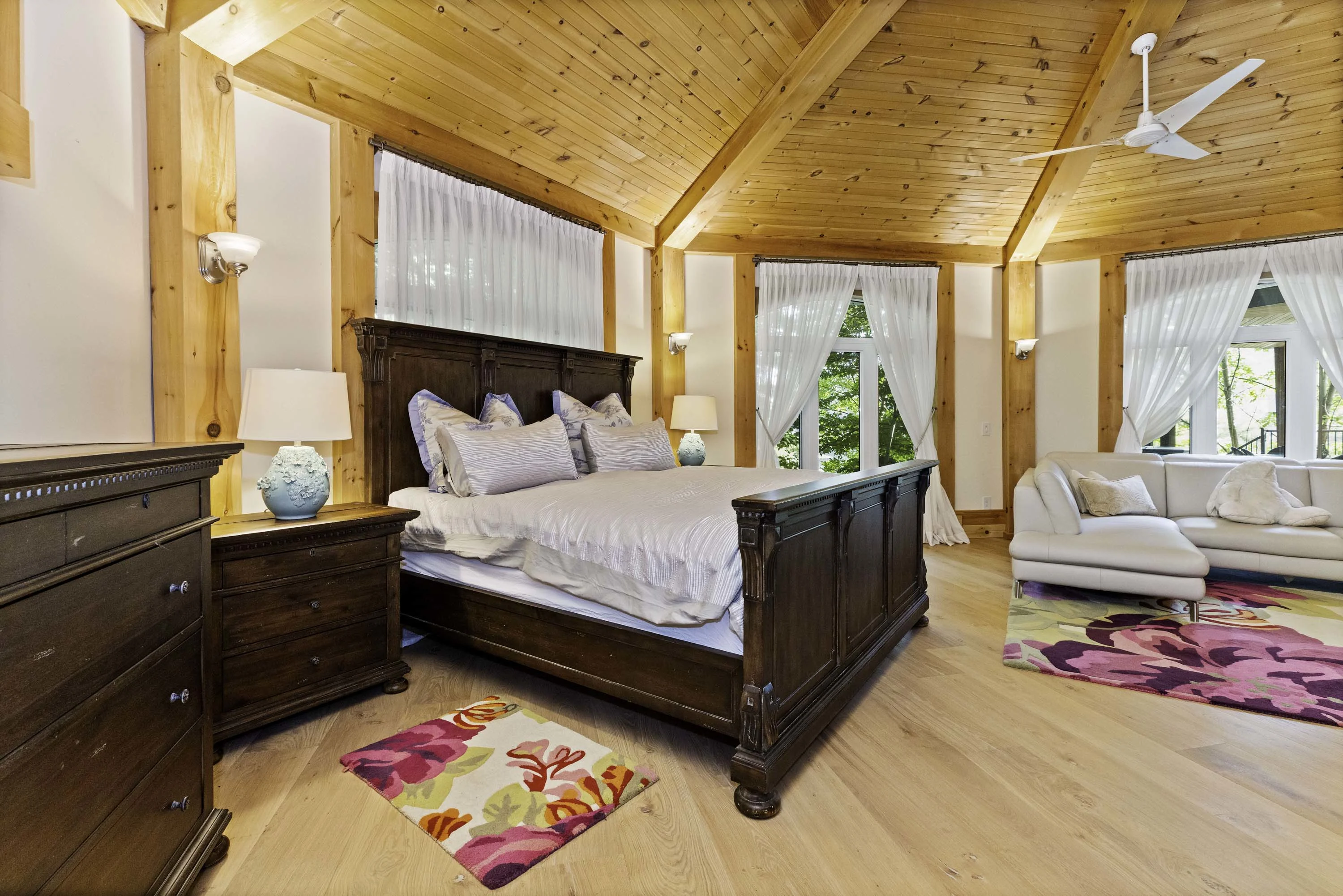1080 Whitehead Road, Lake Muskoka, Gravenhurst, Ontario P1P 1V1, Canada ...