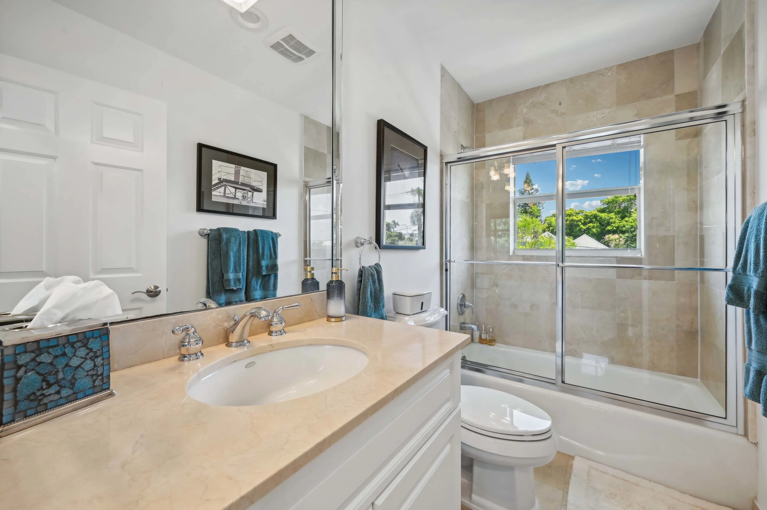 4331 W Tradewinds Avenue #B, Lauderdale-by-the-Sea, Florida 33308 ...