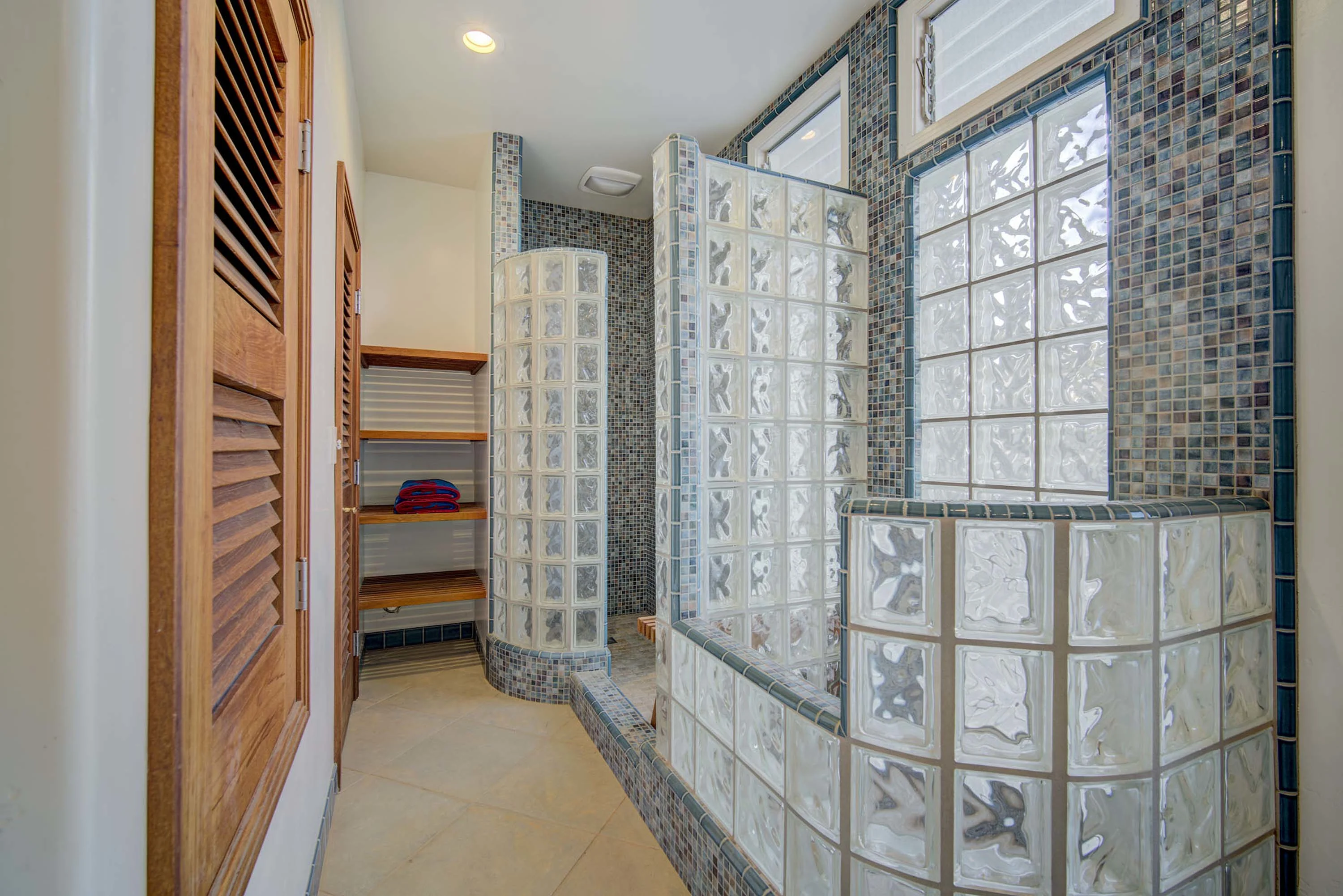 11391 Overhill Drive, Near Lake Tahoe, California 95602 | Concierge ...