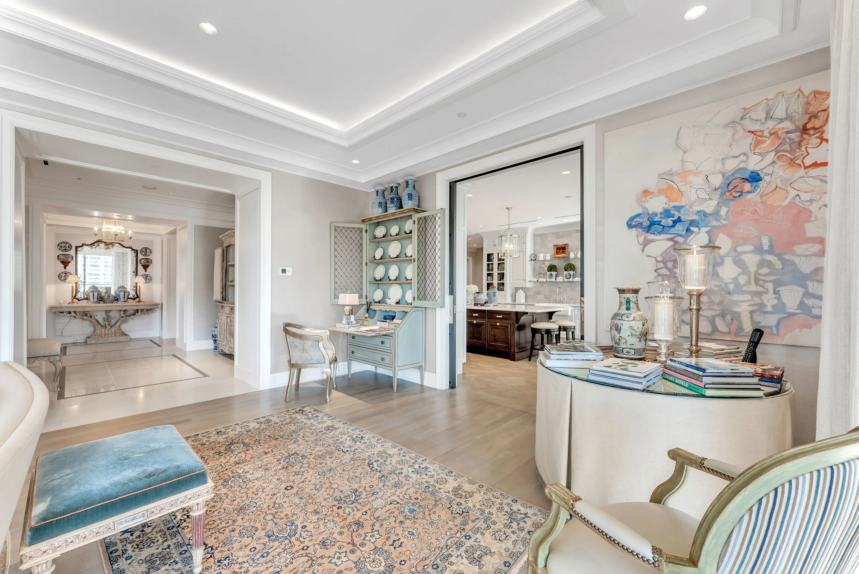 2300 Wolf Street #8BC, Dallas, Texas 75201 | Concierge Auctions