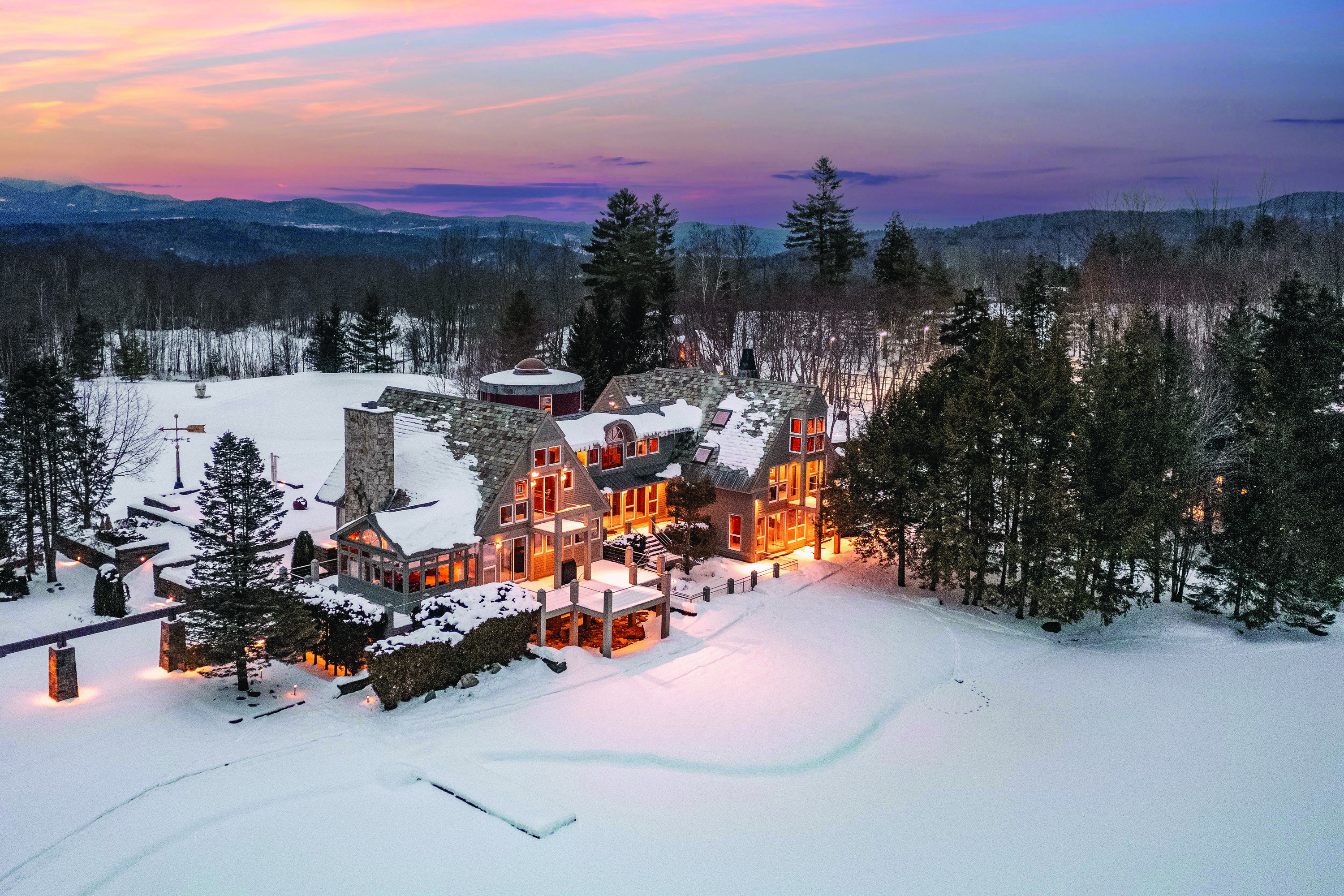 Belle Vielle | 230 Belle View, Stowe, VT 05672 | Concierge Auctions