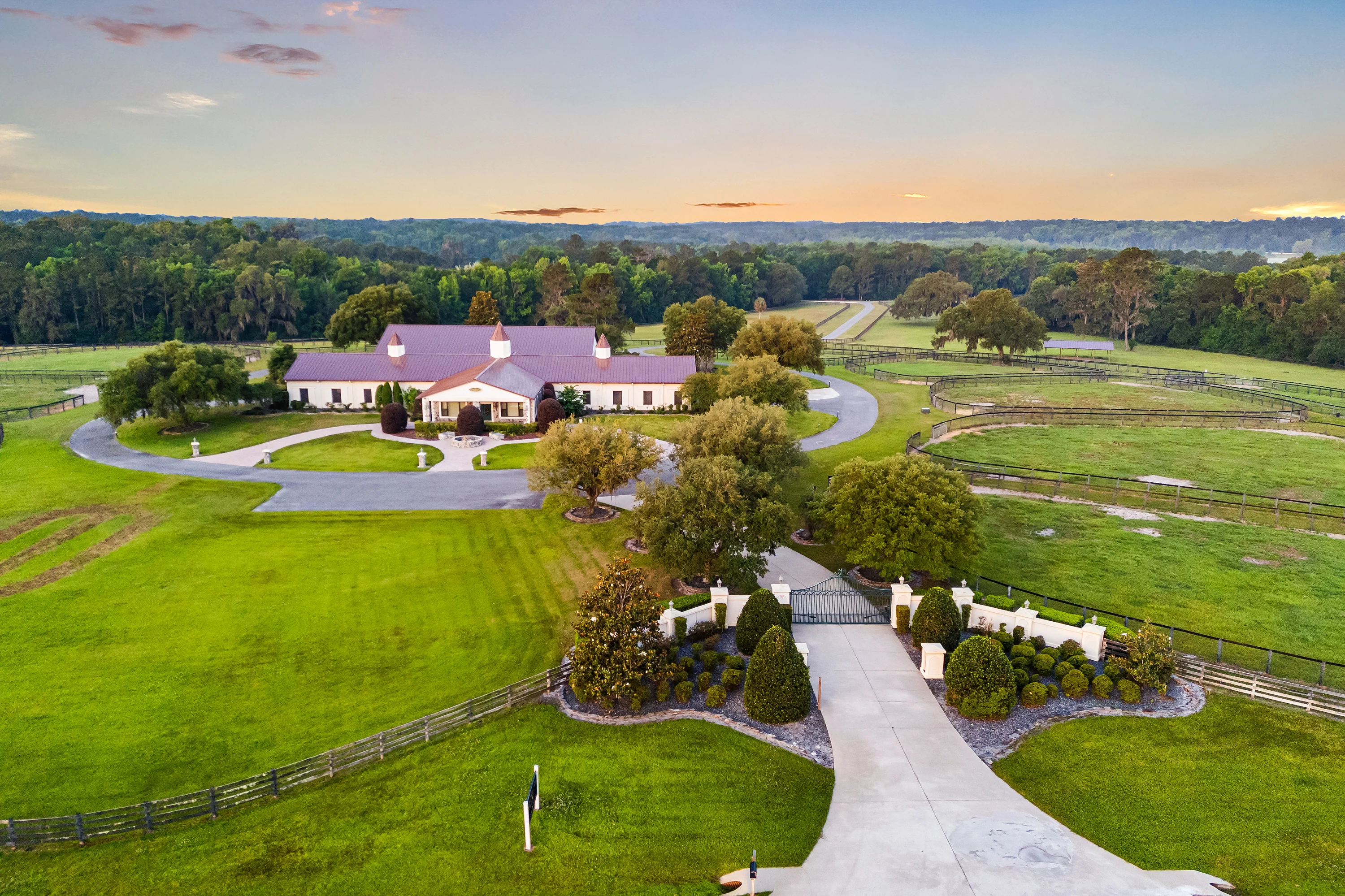 9001 NW 200th Street Road, Micanopy, Ocala Area, Florida 32667 | Concierge Auctions