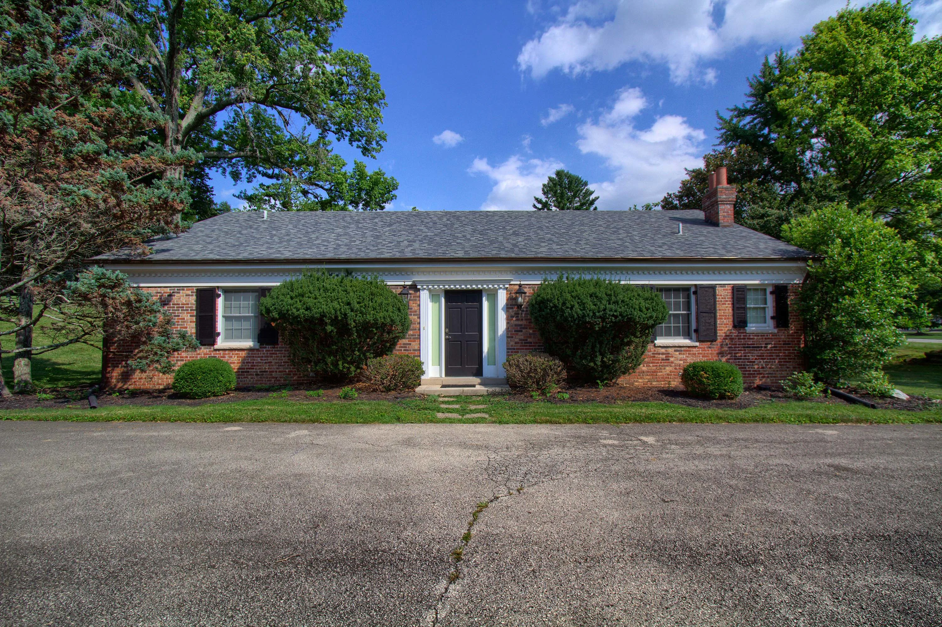 3200 Boxhill Lane, Louisville, Kentucky 40222 | Concierge Auctions