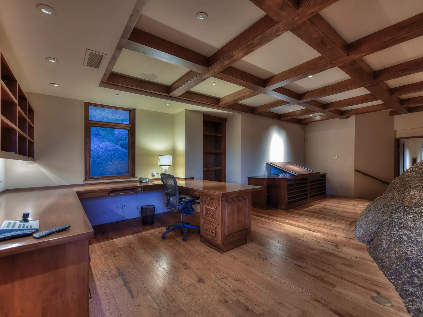 35237 North Ridgeway Dr, Carefree, Arizona 85377 | Concierge Auctions