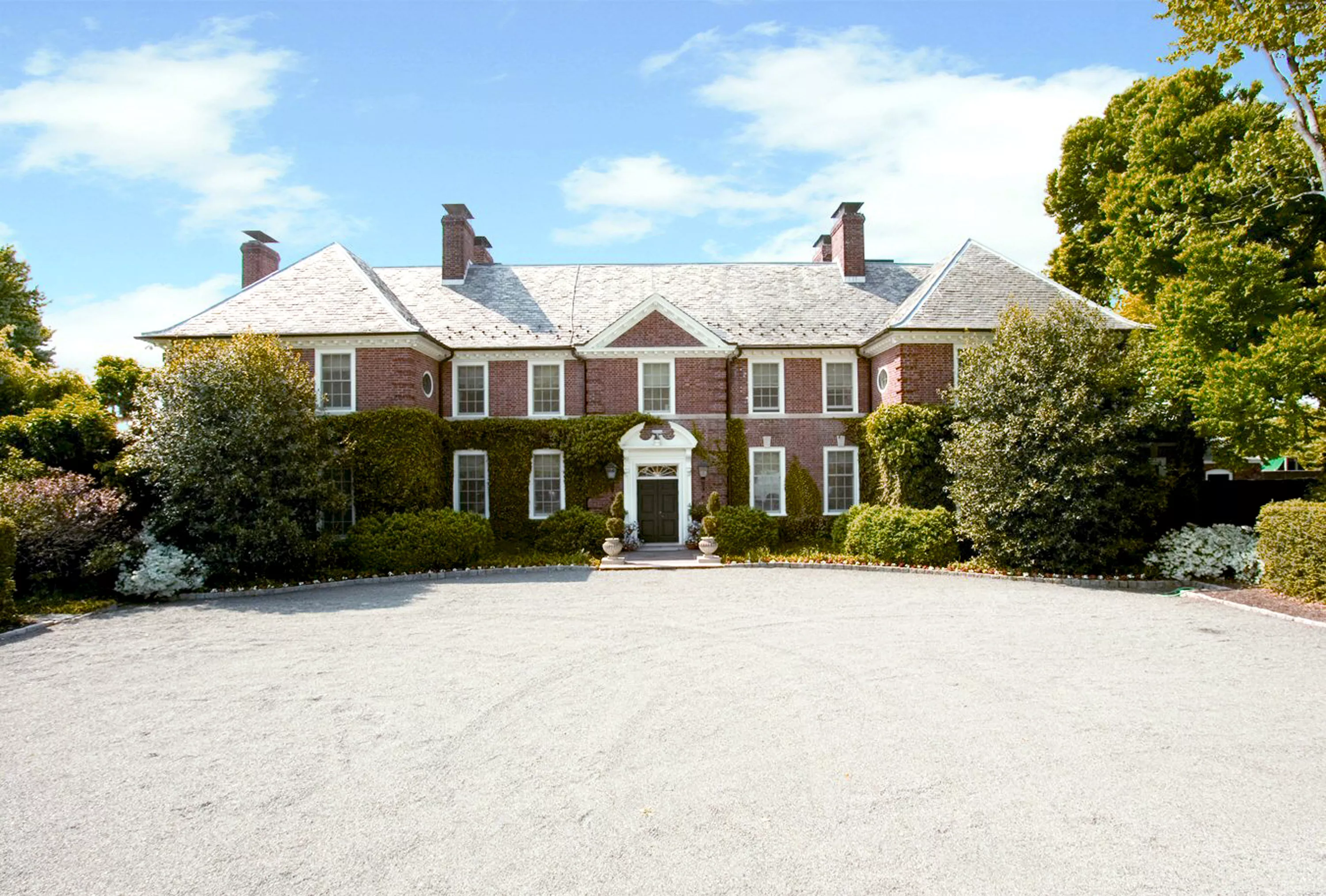 300 Pretty Brook Road, Princeton, New Jersey 08540 | Concierge Auctions