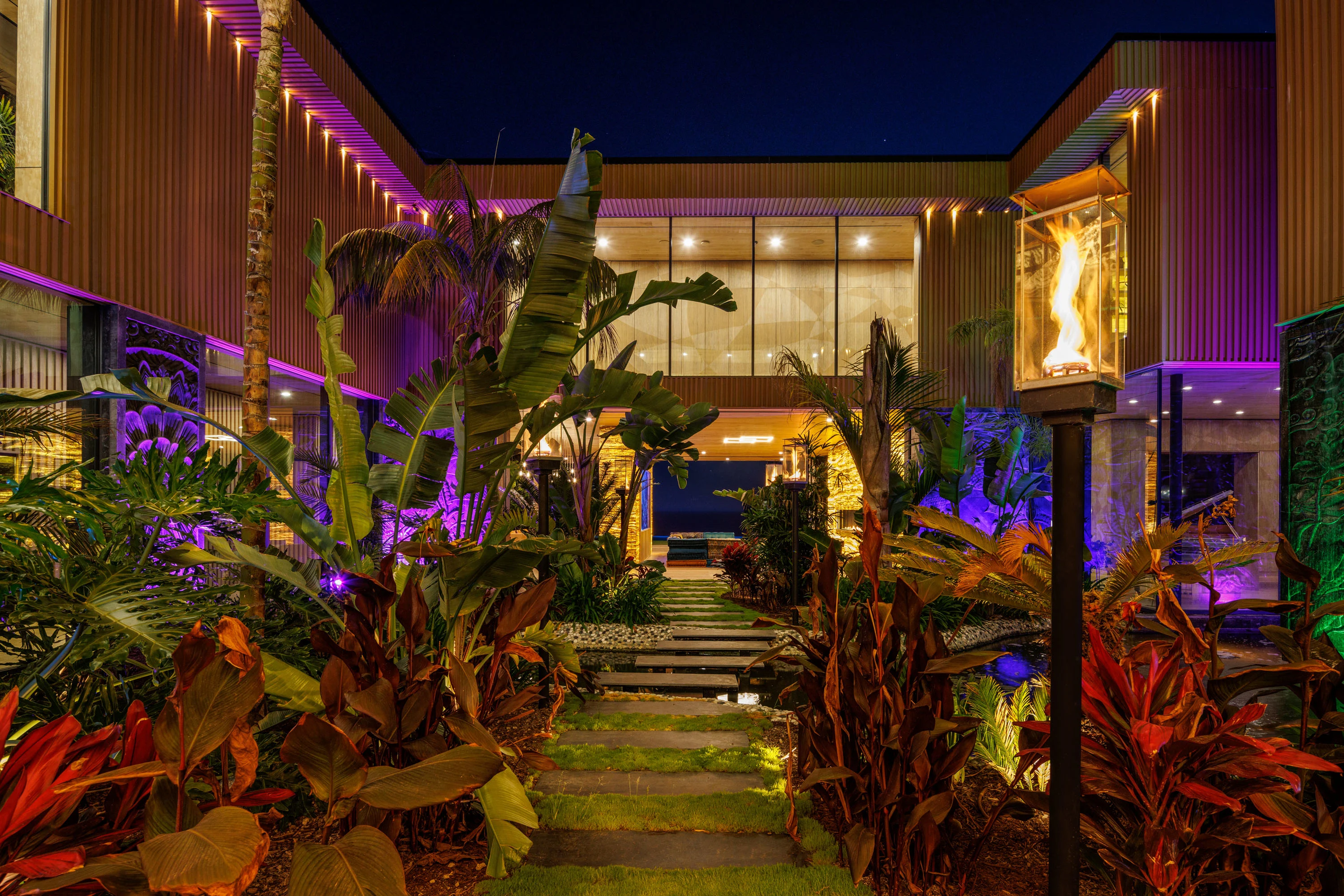 11870 Ellice Street, Malibu, California 90265 | Concierge Auctions
