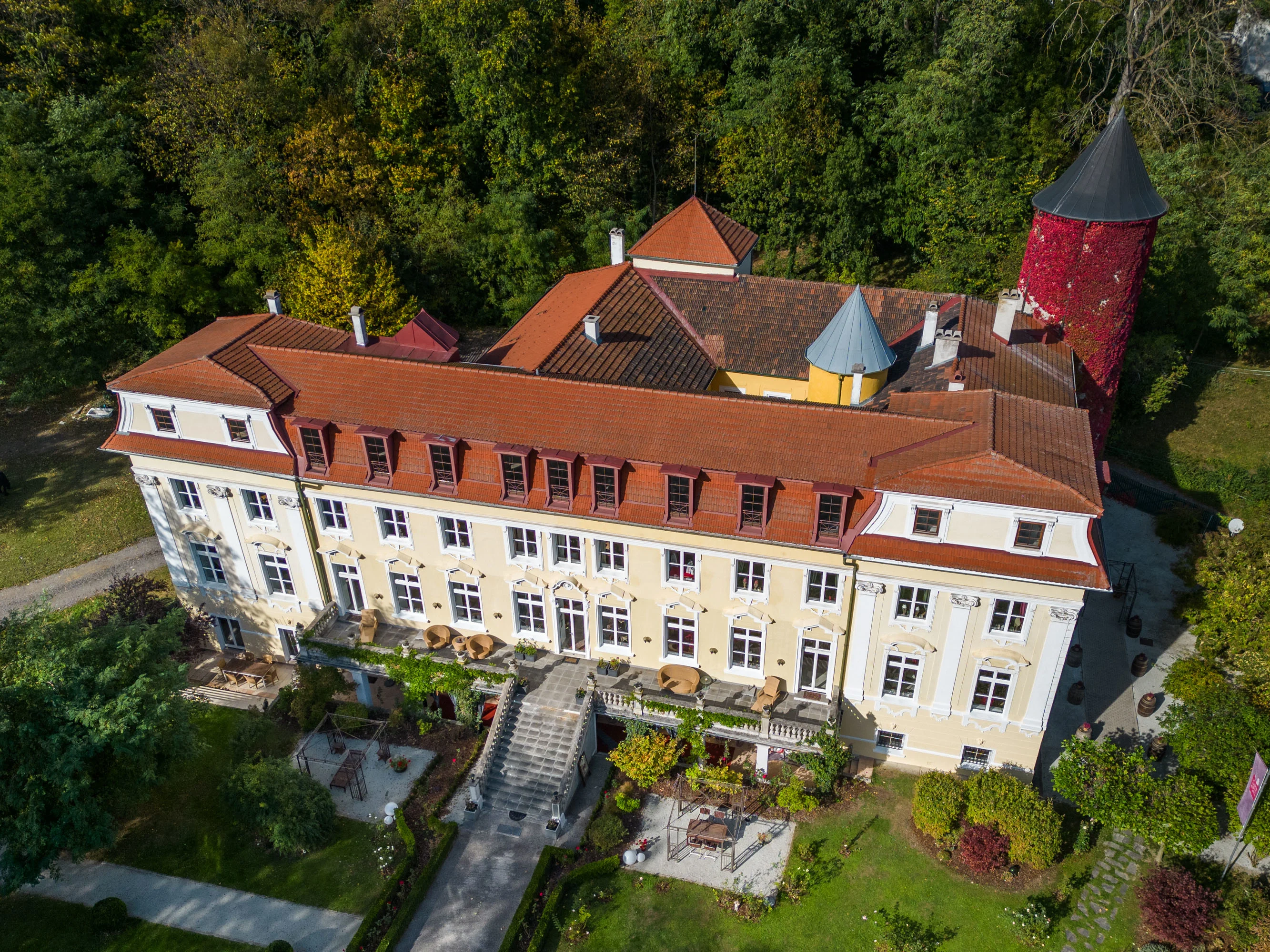 Schloss Stupache Allee, Stuppach, Near Vienna, Gloggnitz , Lower ...