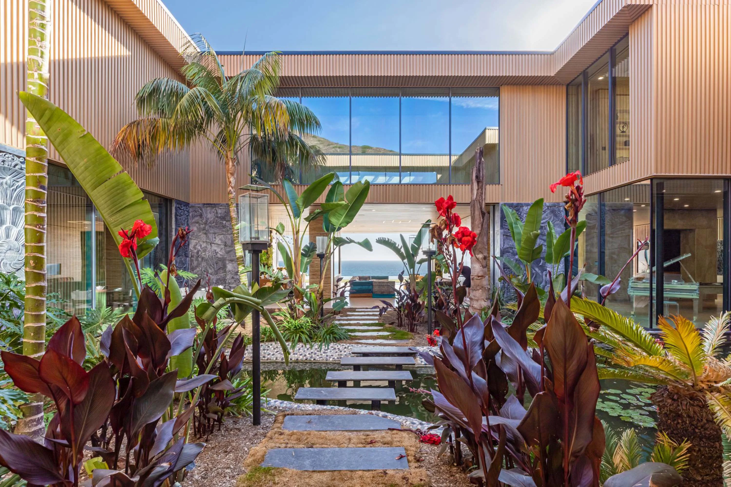 11870 Ellice Street, Malibu, California 90265 | Concierge Auctions