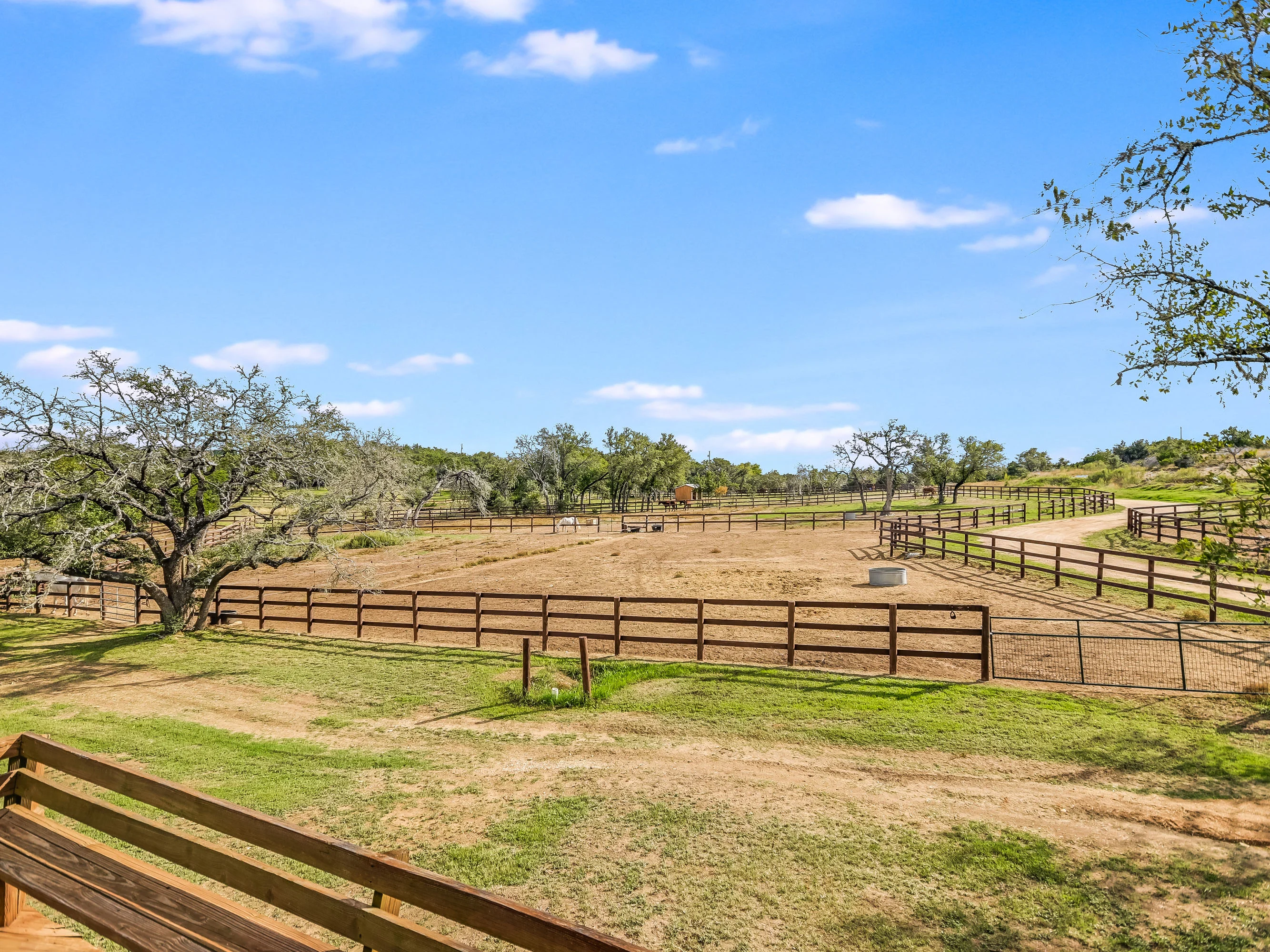 1910 Prochnow Road, Dripping Springs, Near Austin, Texas 78620 ...