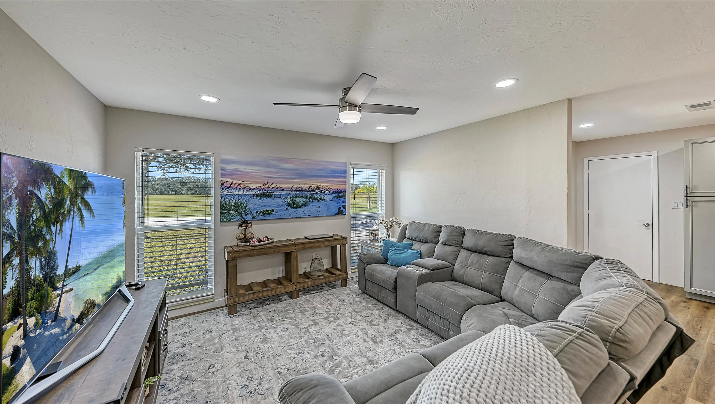 29641 State Road 70 East, Sarasota, Florida 34251 | Concierge Auctions