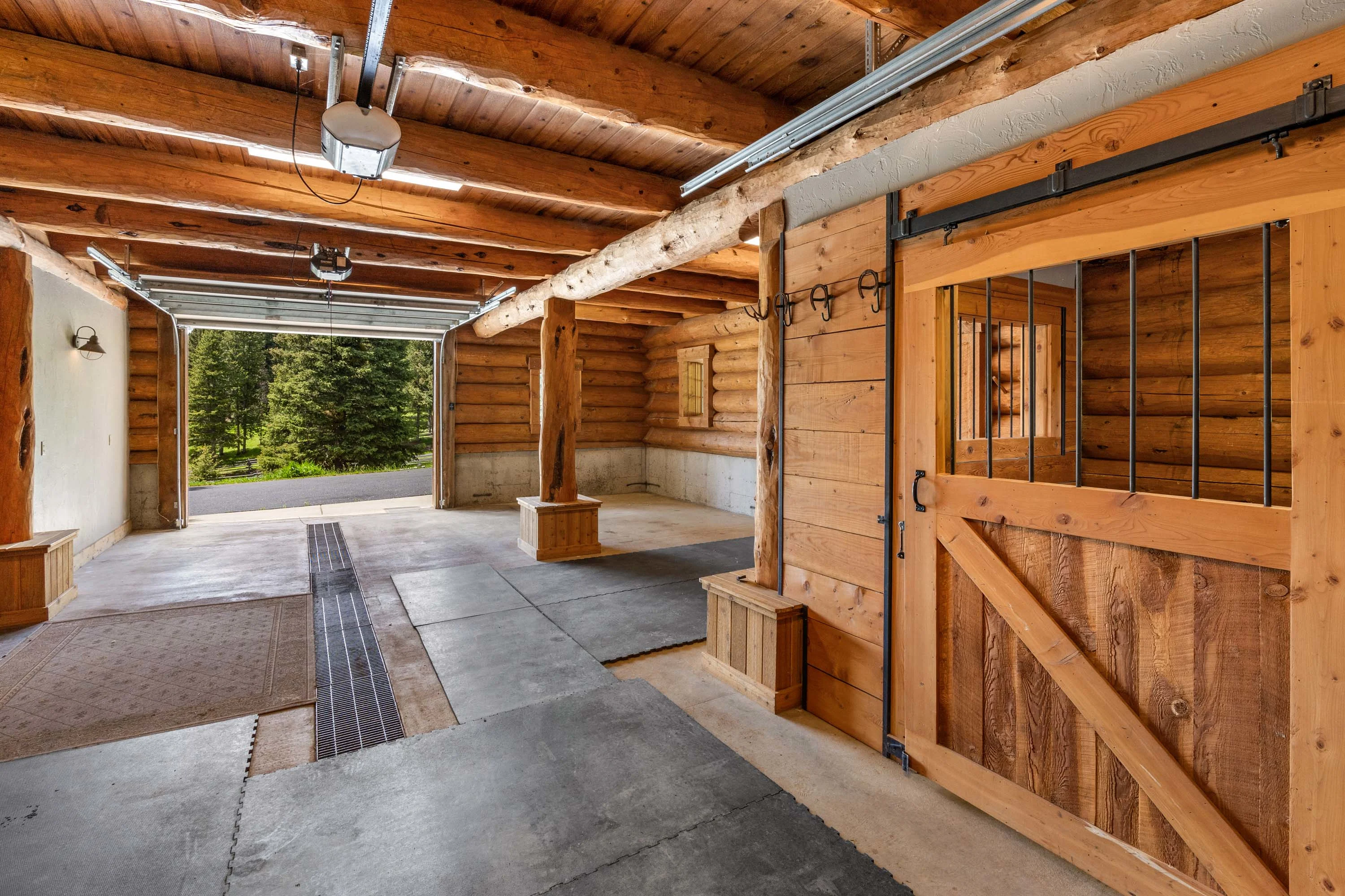 5255 Lone Mountain Trl, Big Sky, Montana 59716 | Concierge Auctions