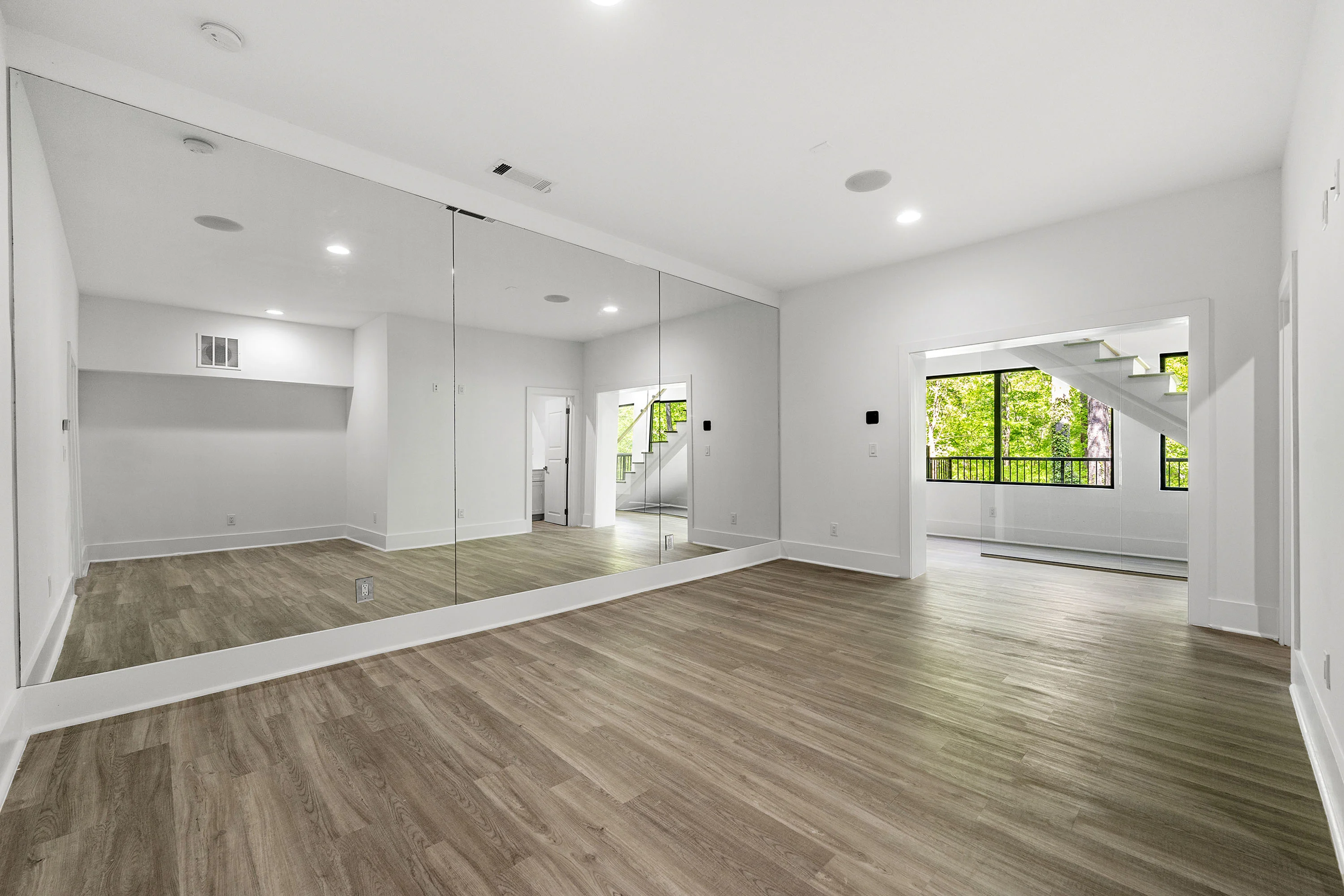 600 Colebrook Court NW, Chastain Park, Atlanta, Georgia 30327 ...