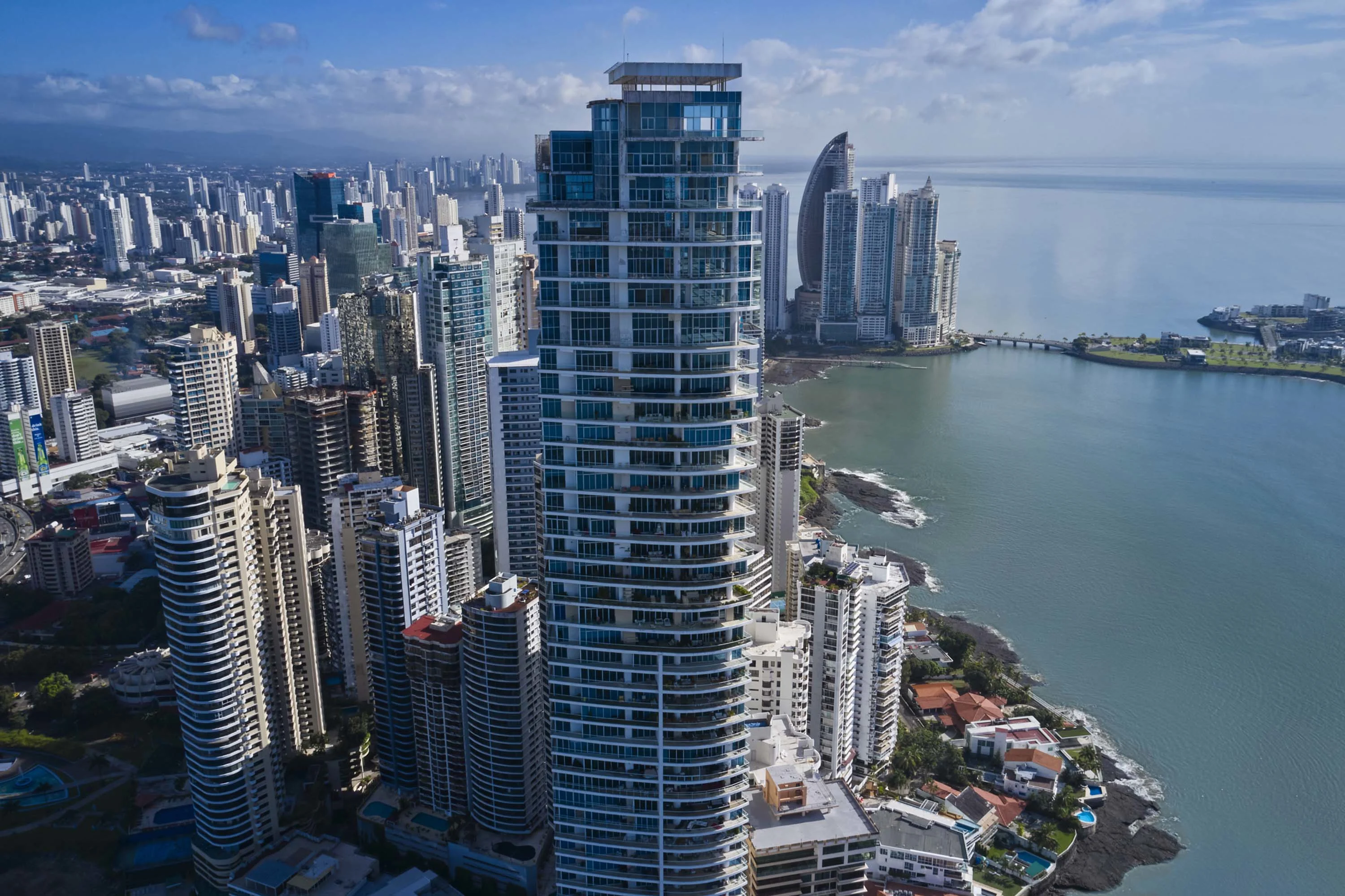The Point 52, Downtown Panama City, Panama | Concierge Auctions