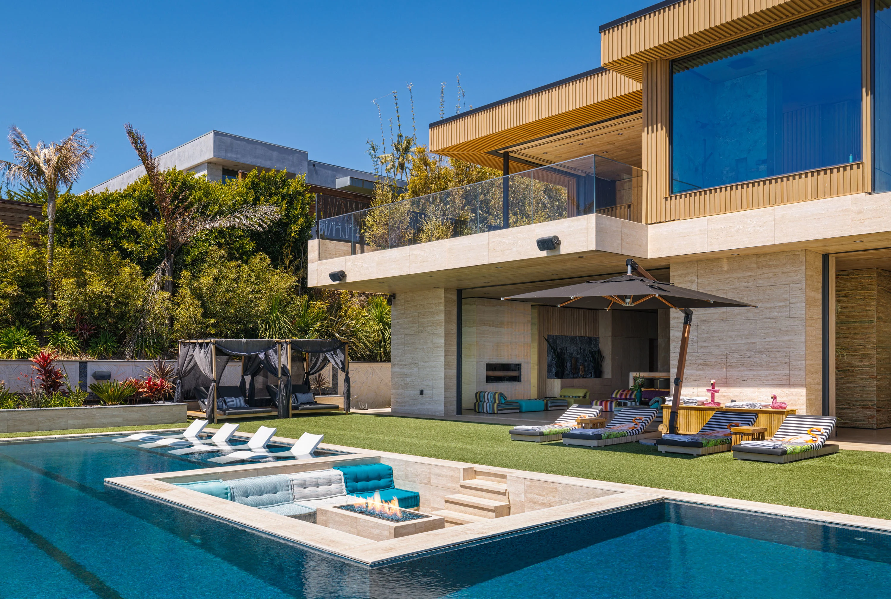 11870 Ellice Street, Malibu, California 90265 | Concierge Auctions